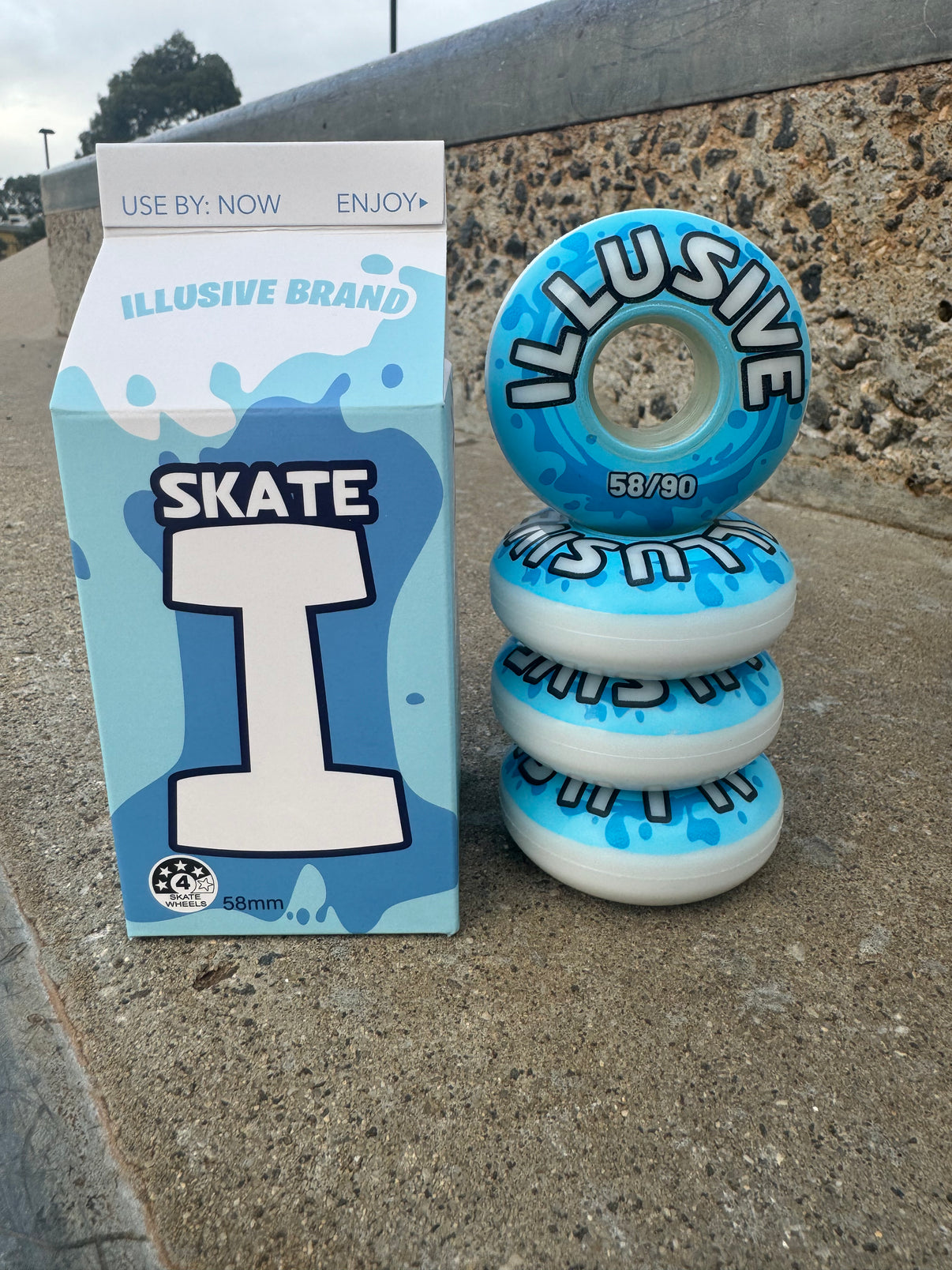 Woooosh Skates Worldwide - illusive brand 58MM 90A - Milks